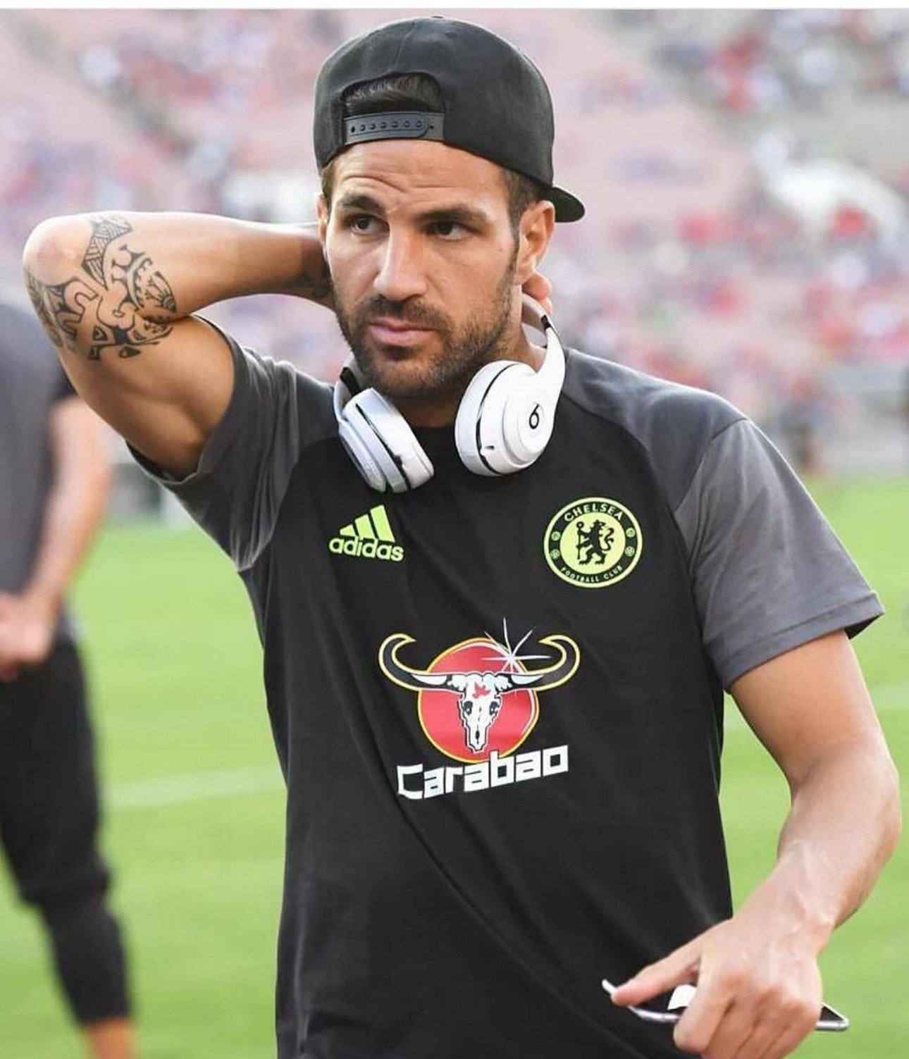 Cesc Fàbregas presenta el seu primer fill Cesc Fàbregas presenta el seu primer fill